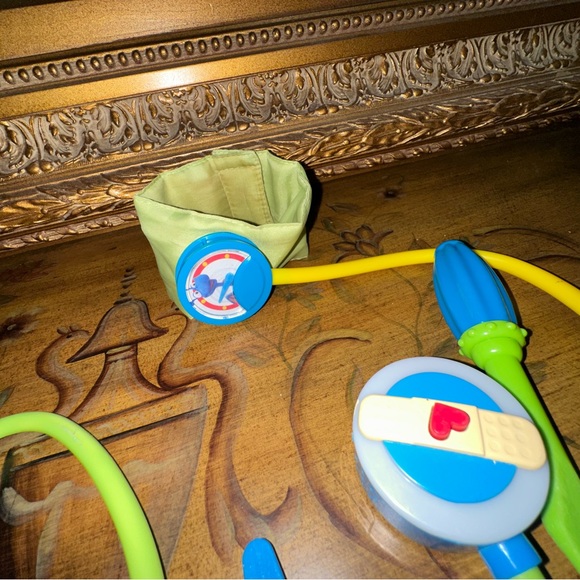 Doc McStuffins | Toys | Doc Mcstuffins Talking Stuffy Checkup Station ...